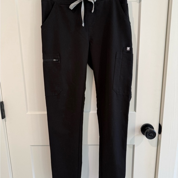 Figs | Pants & Jumpsuits | Figs Womens Black Cargo Pants | Poshmark
